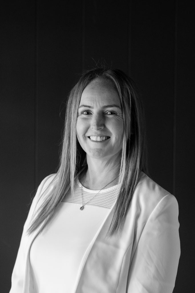 Donella - Cadence & Co